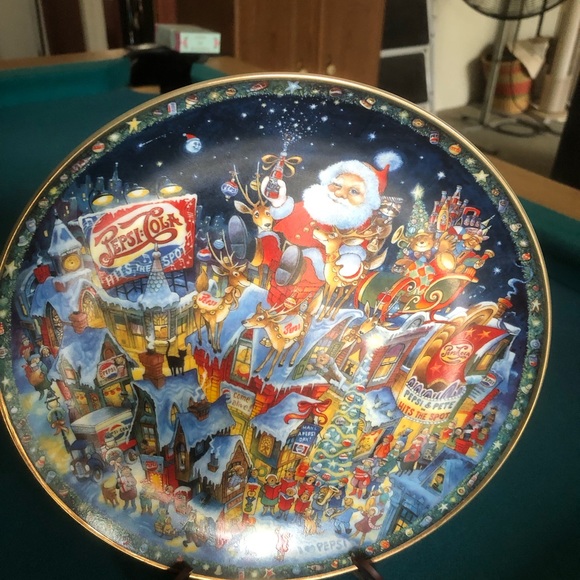 Other | Authentic Pepsi Seasonal Collector Plates | Poshmark